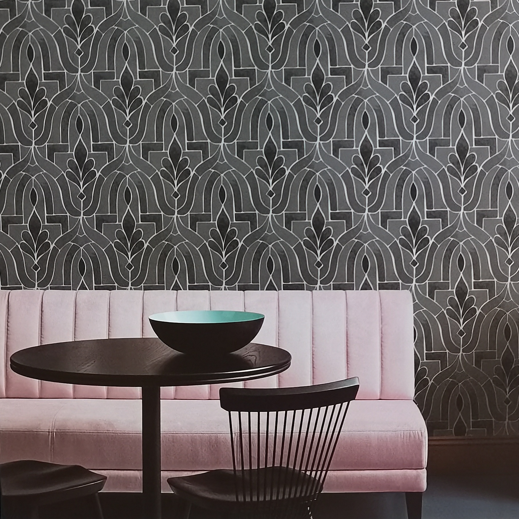 What modern floral wallpaper patterns are available