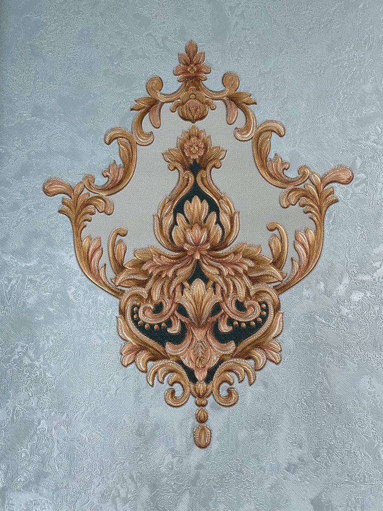 Gold edging pattern european wallpaper